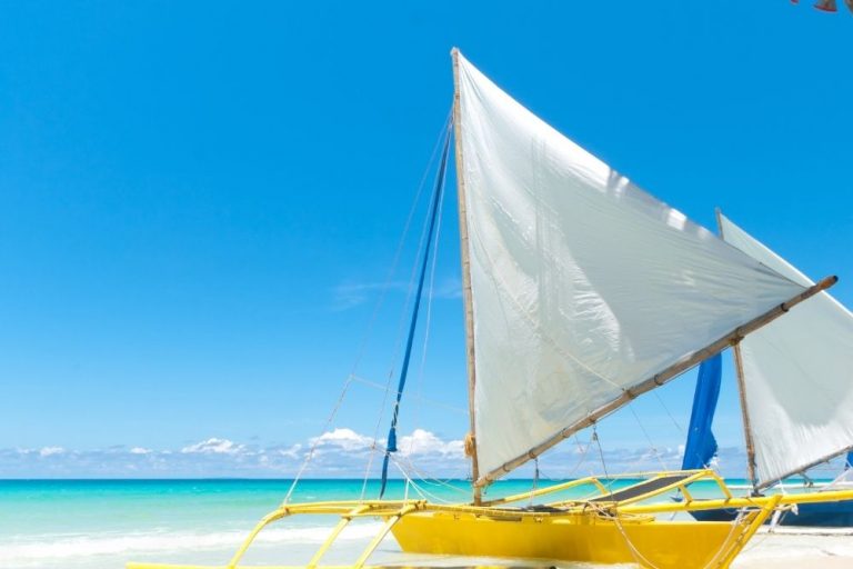 How To Make A Sail For An Inflatable Boat? - Anchor.Travel