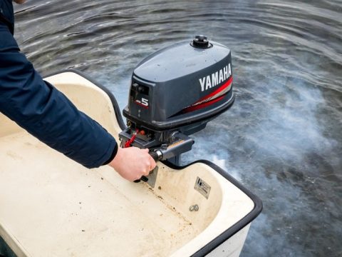 4 Outboard Motor Flush Solutions - Anchor.Travel